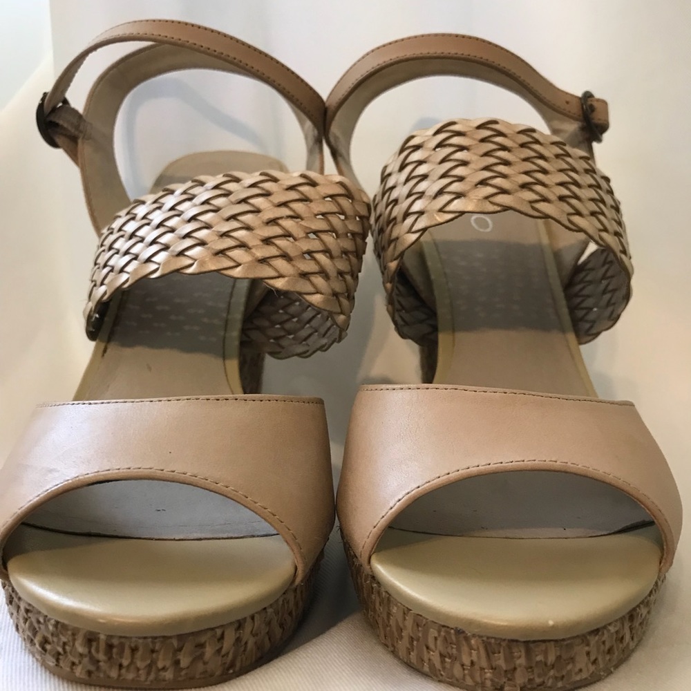 Aldo Cream Leather With Tan Rattan Heels - Gem